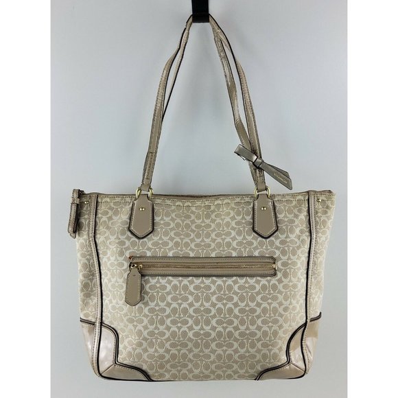 Coach | Bags | Coach 2644 Poppy Signature Metallic Outline Patent Trim ...